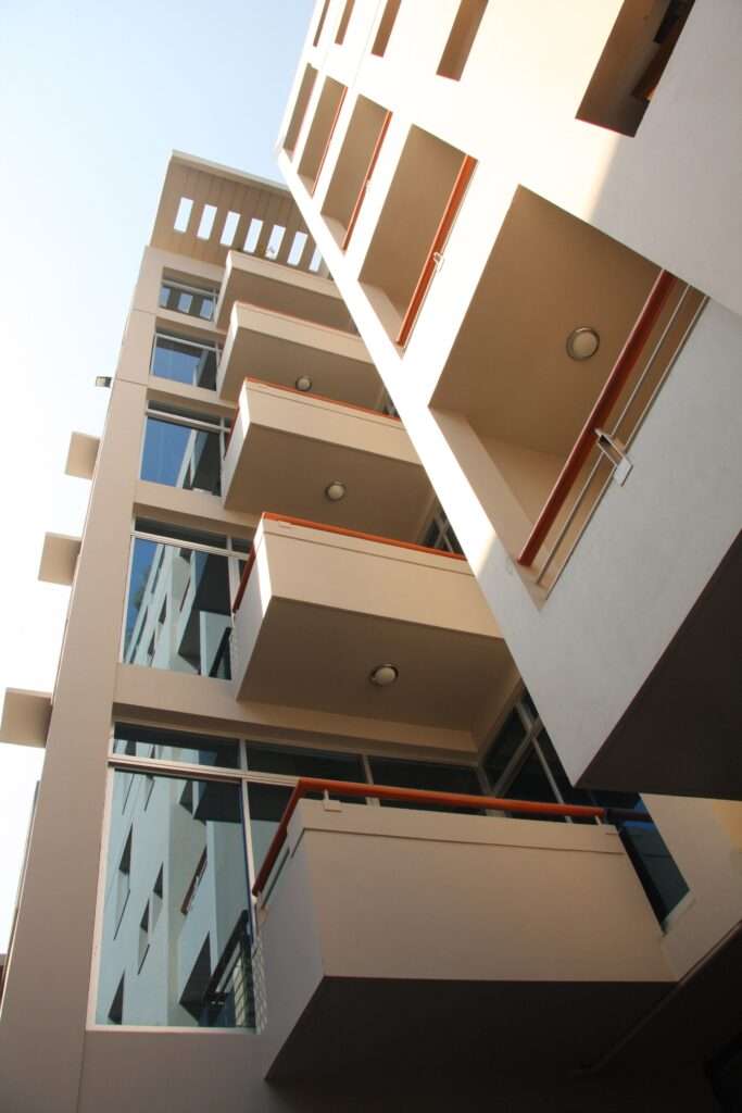 DOM-INNO Colorido - Profile Ltd