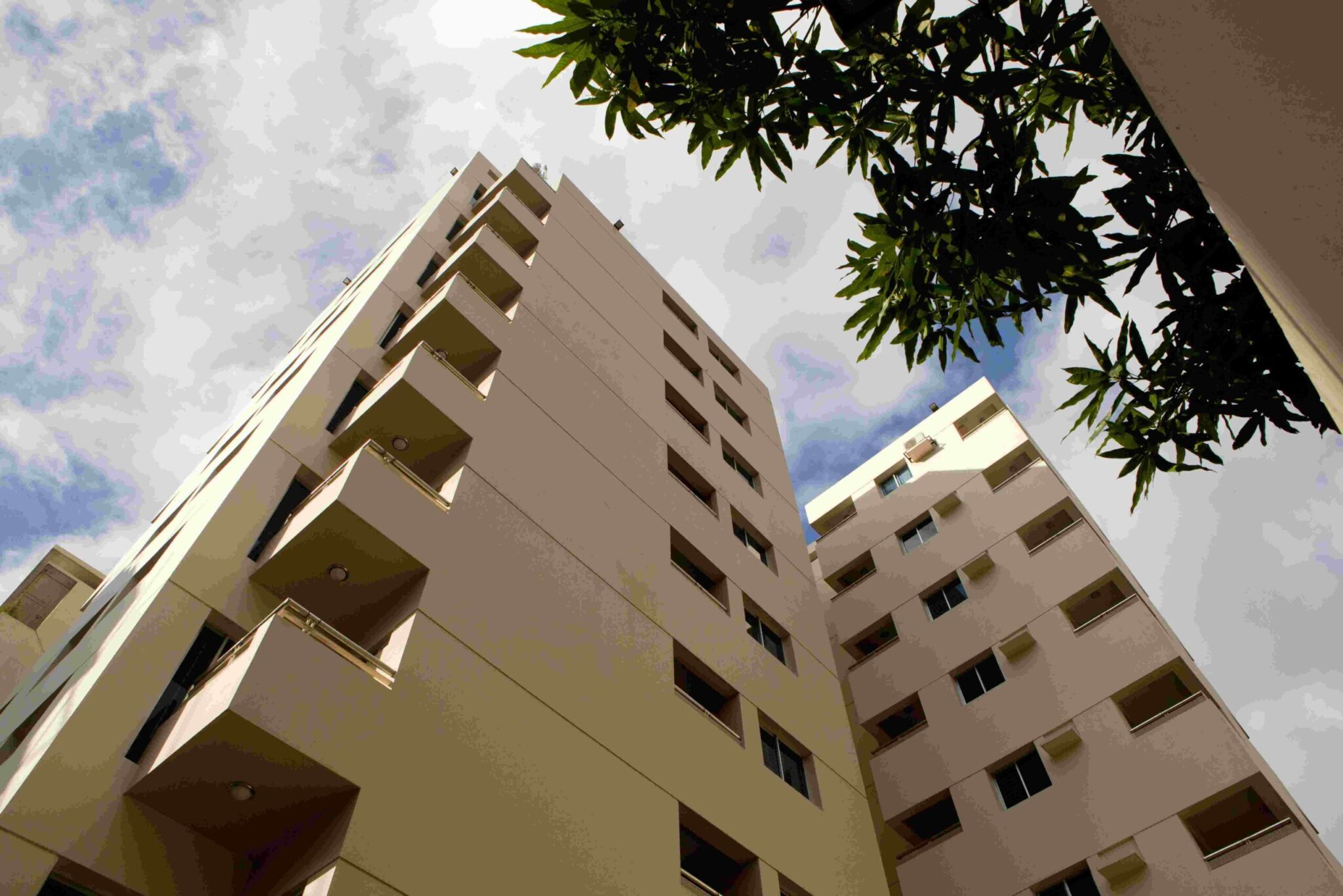 Dom-inno Impresa - Profile Ltd